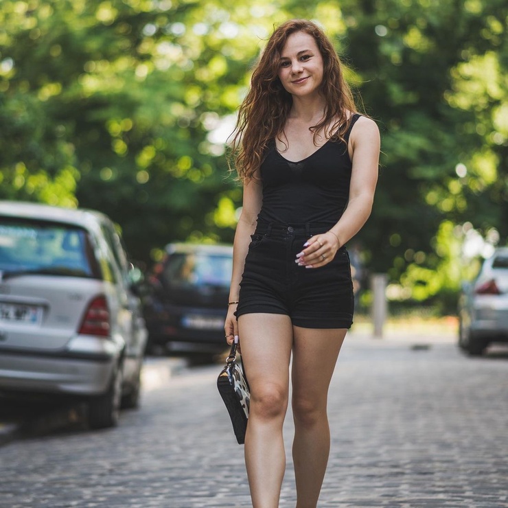 Marie Cornillon image