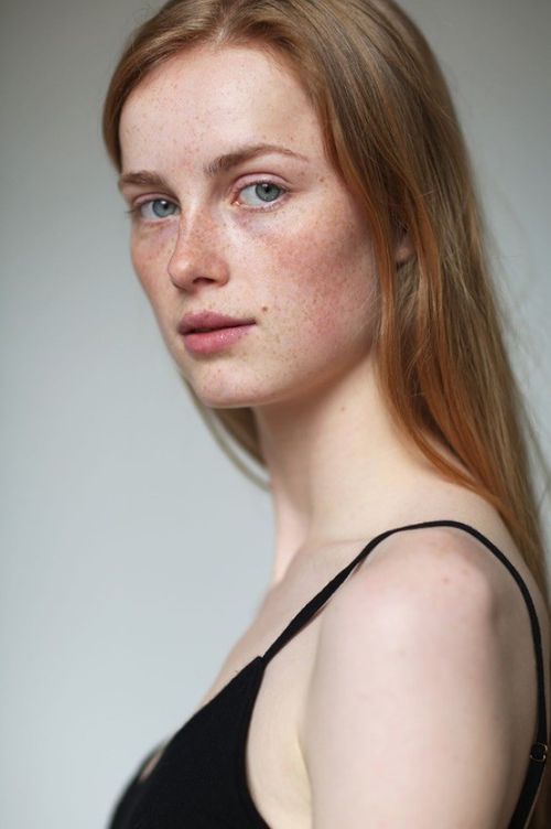 Rianne Van Rompaey picture