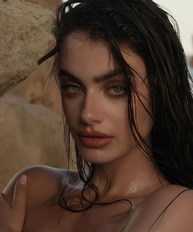 Image of Yael Shelbia