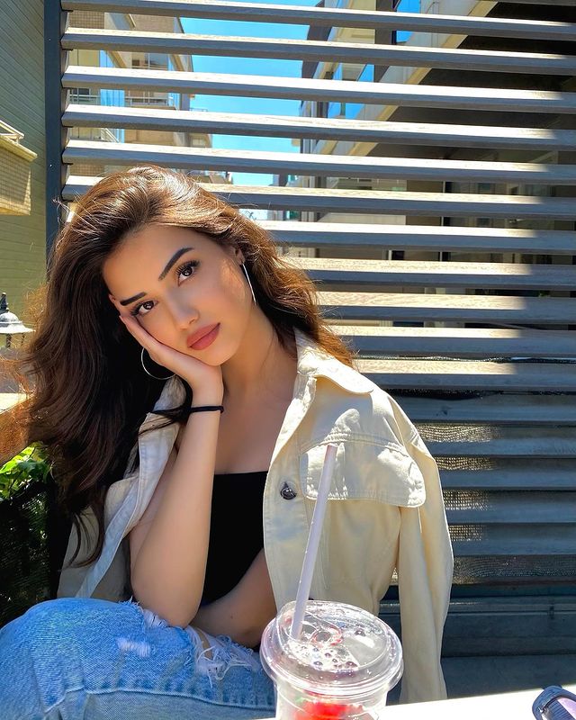 Picture of Efsa Ozgur