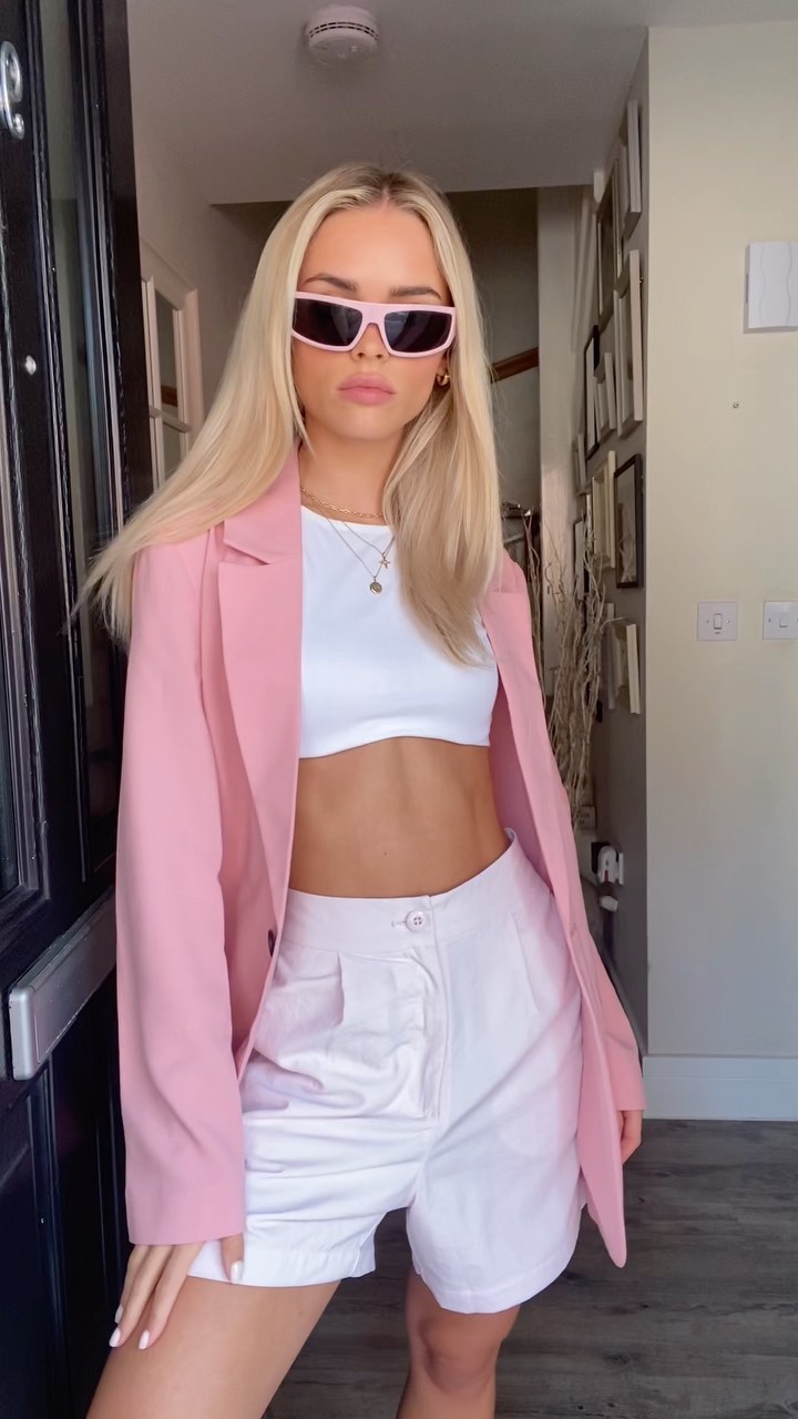 Image of Hollie Ford