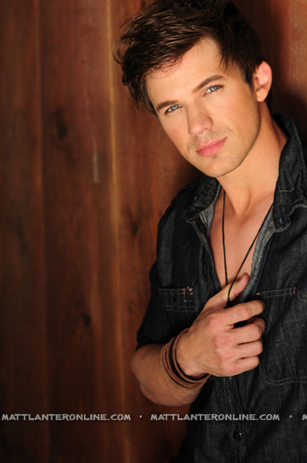 Picture of Matt Lanter