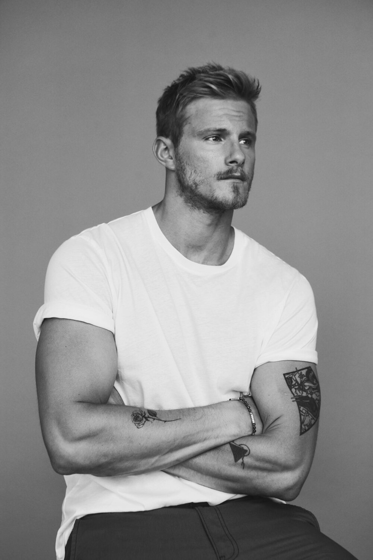 Alexander Ludwig picture