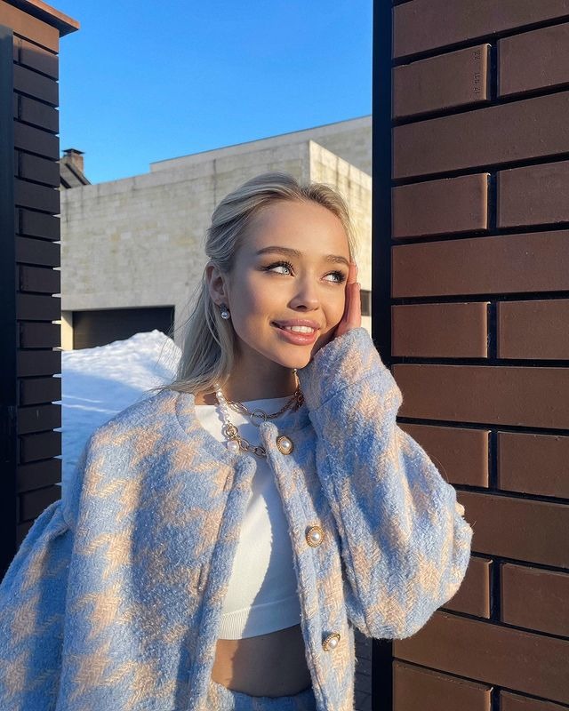 Image of polina lebedeva