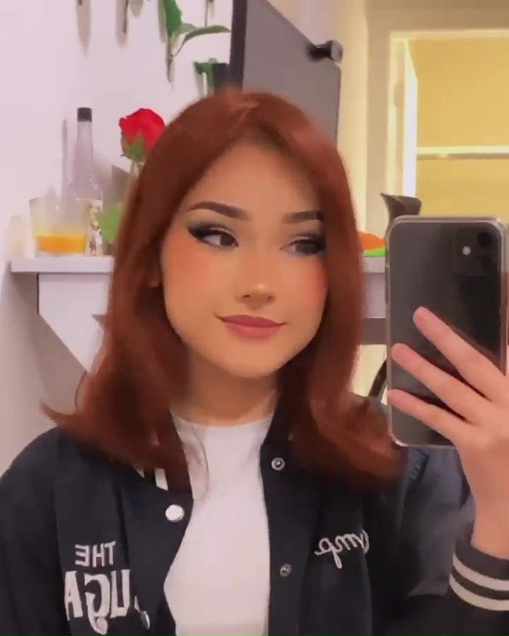 Isabel Martinez picture