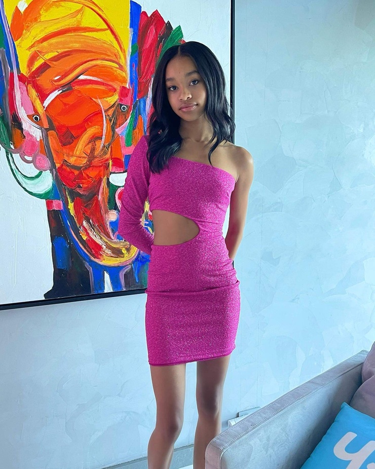 Picture of Akira Akbar