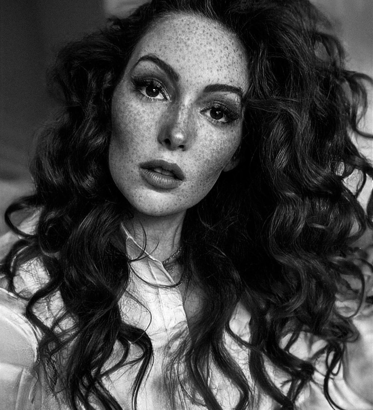 Picture of Nicole Simone