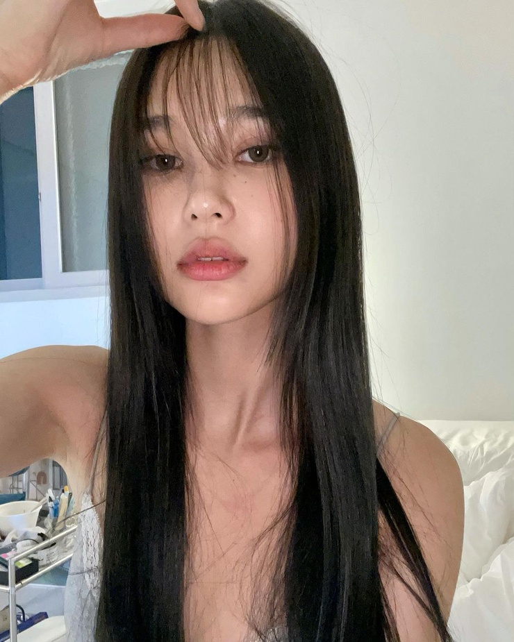 Picture of Shin Eun-ji