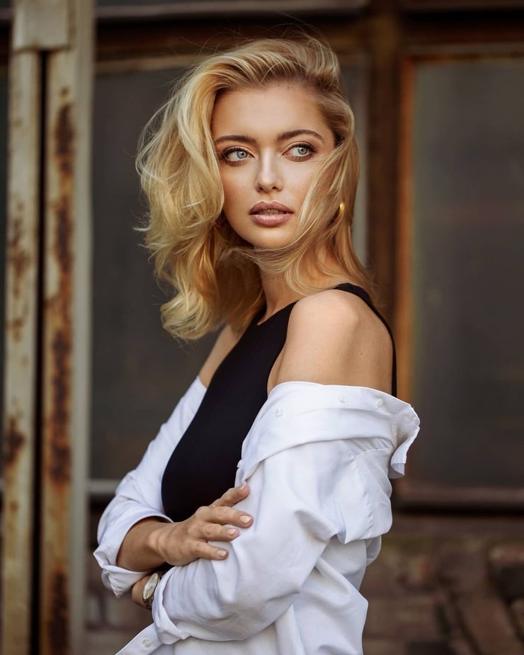 Image of Dana Mostek