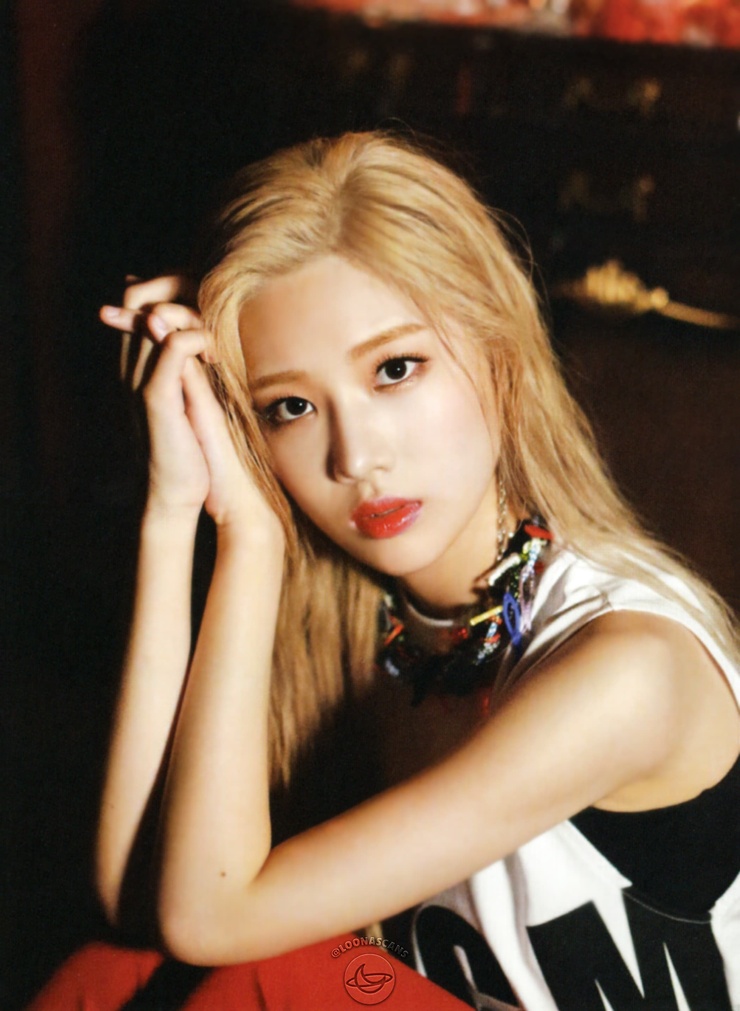 Kim Lip image