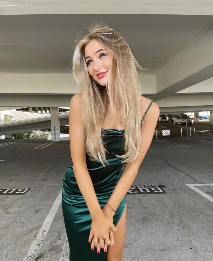 Alexi Rozmajzl picture