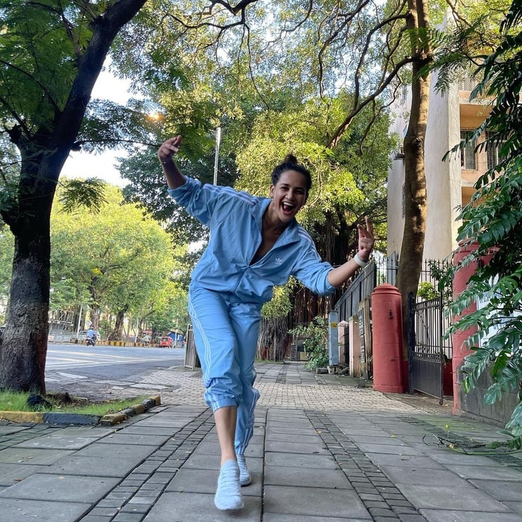 Aisha Sharma picture