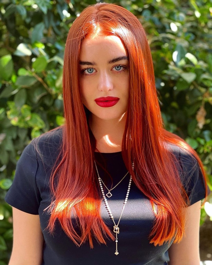 Picture of Alli Hart