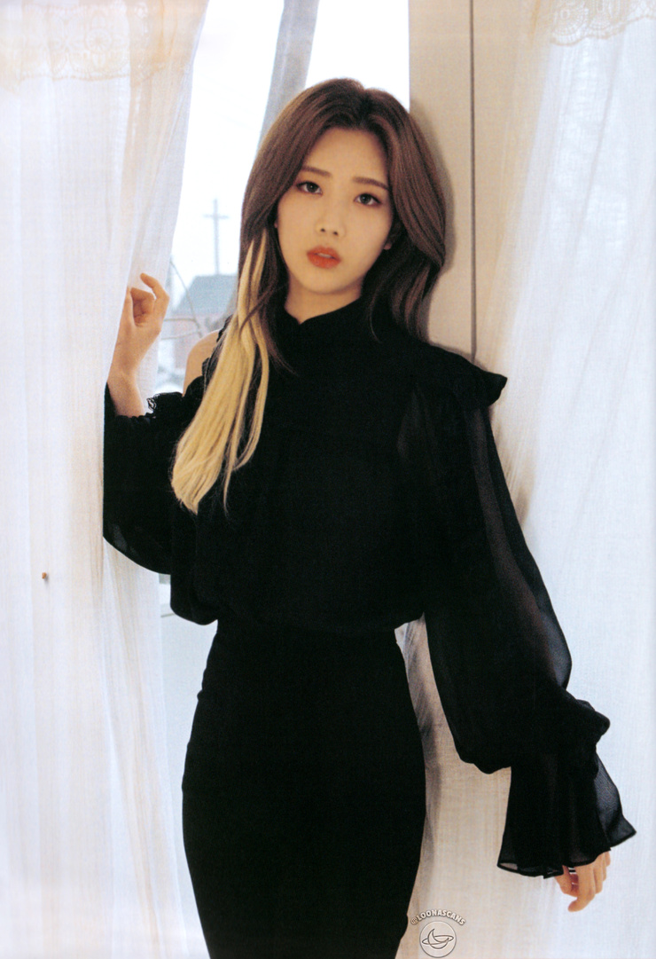 Picture of Kim Lip