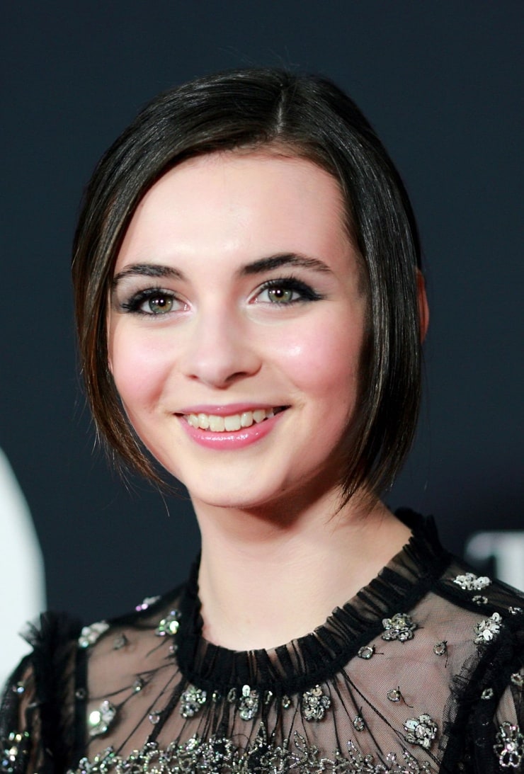 Picture of Lara McDonnell