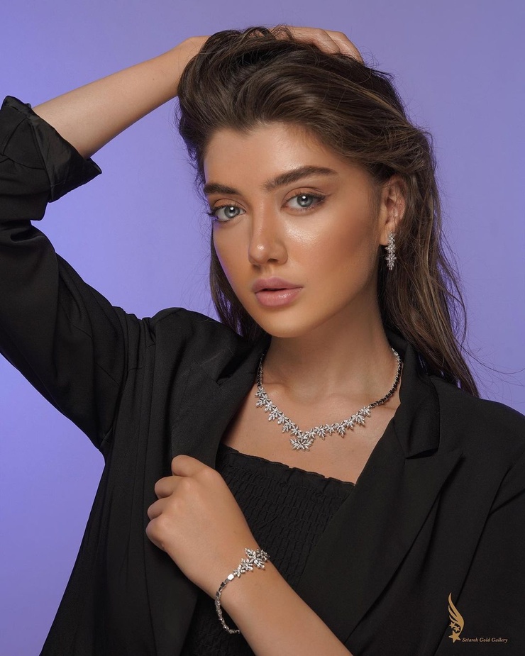 Picture of Negin Haghdost