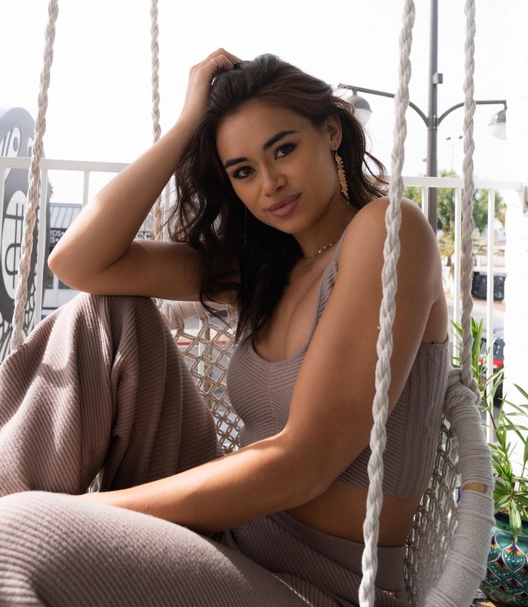 Picture of Tia Tabile