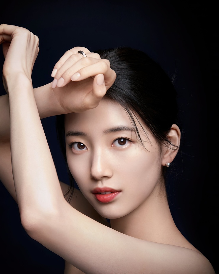 Picture of Bae Suzy