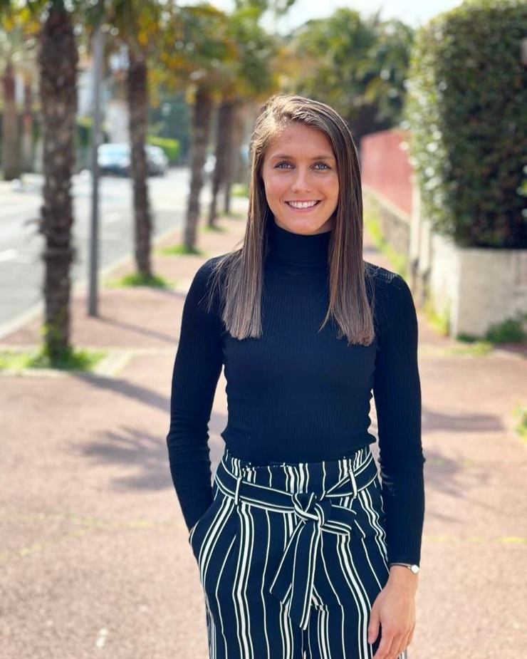 Eve Perisset picture