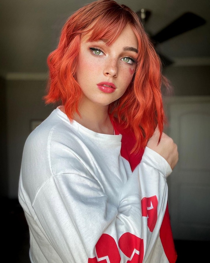 Picture of Michaela Lee