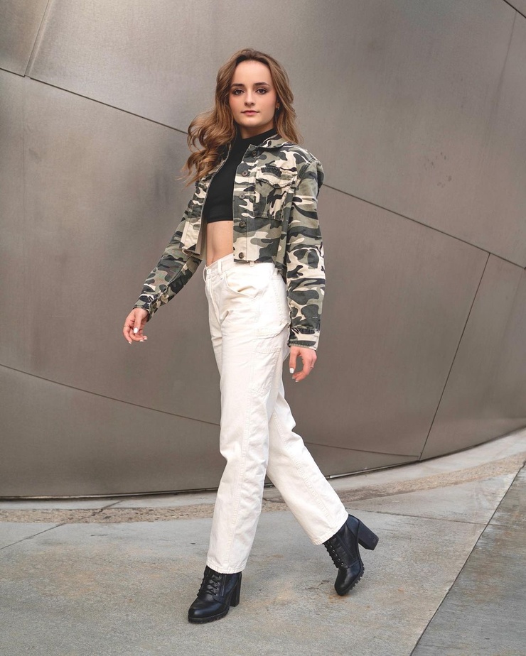 Kelly Sweeney picture