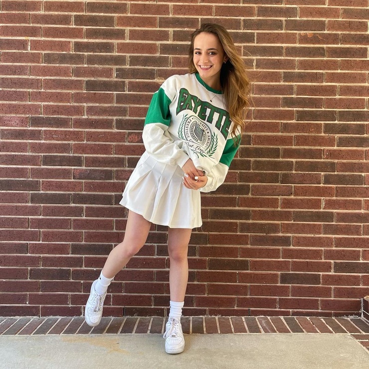 Kelly Sweeney picture