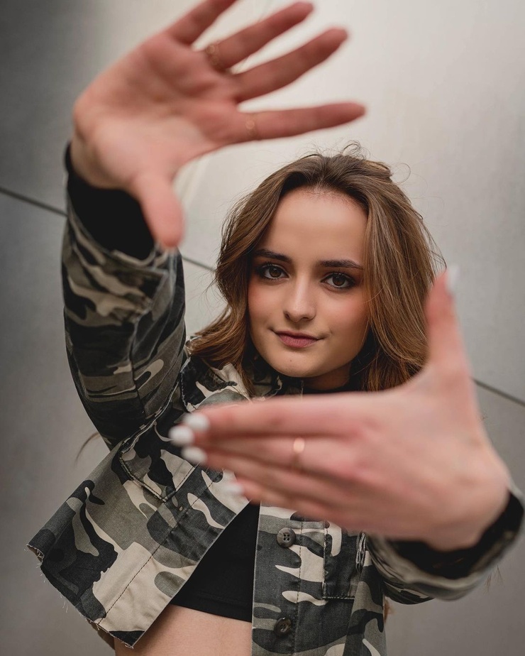 Kelly Sweeney image