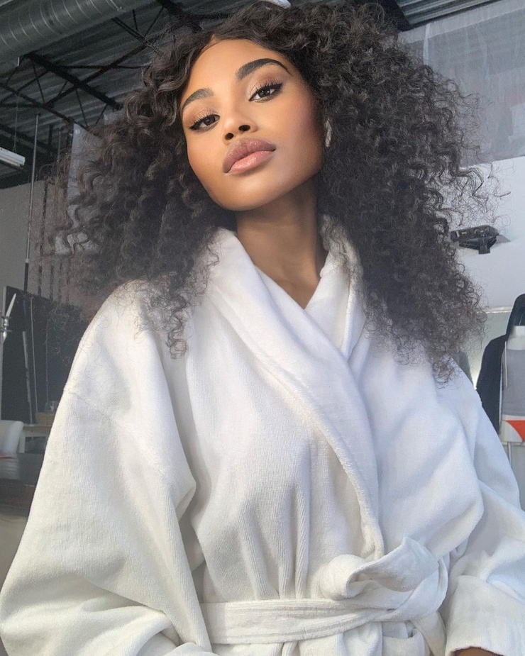 Picture of Britnee Bardot