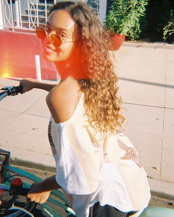 Picture of Alisha Boe