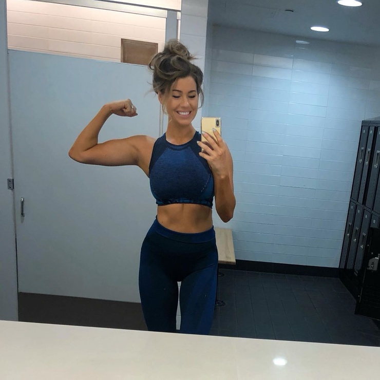 Anna Victoria picture