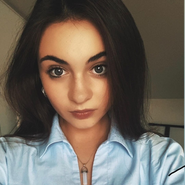 Picture of Lara McDonnell