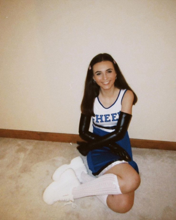 Picture of Lara McDonnell