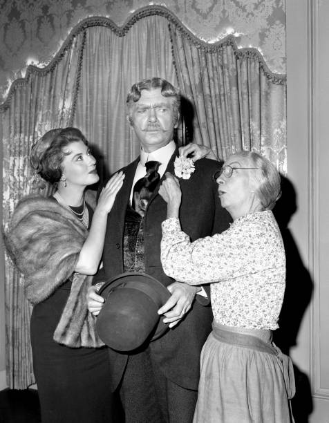 Narda Onyx, Buddy Ebsen, Irene Ryan
