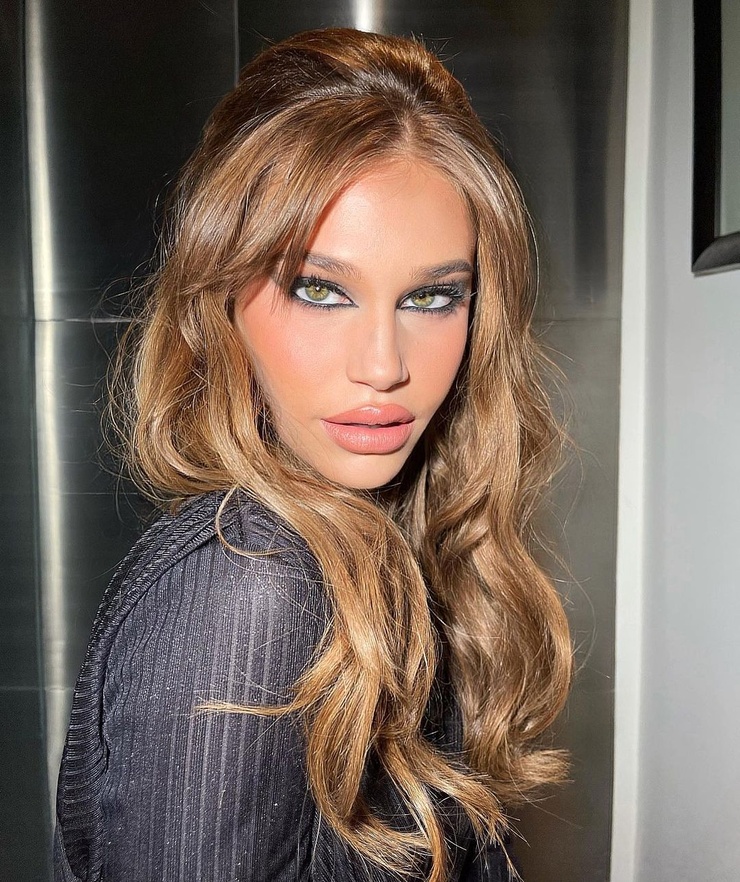 Image of Meredith Mickelson