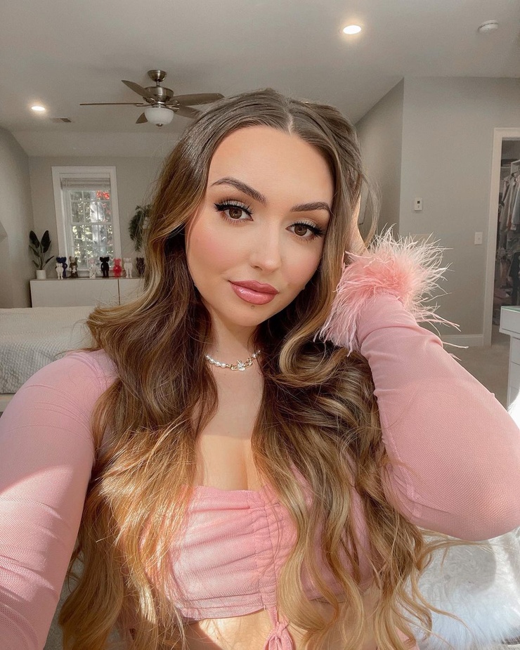 Picture of Julia Raleigh