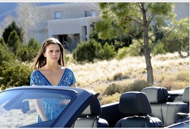 Alexandra Chando image