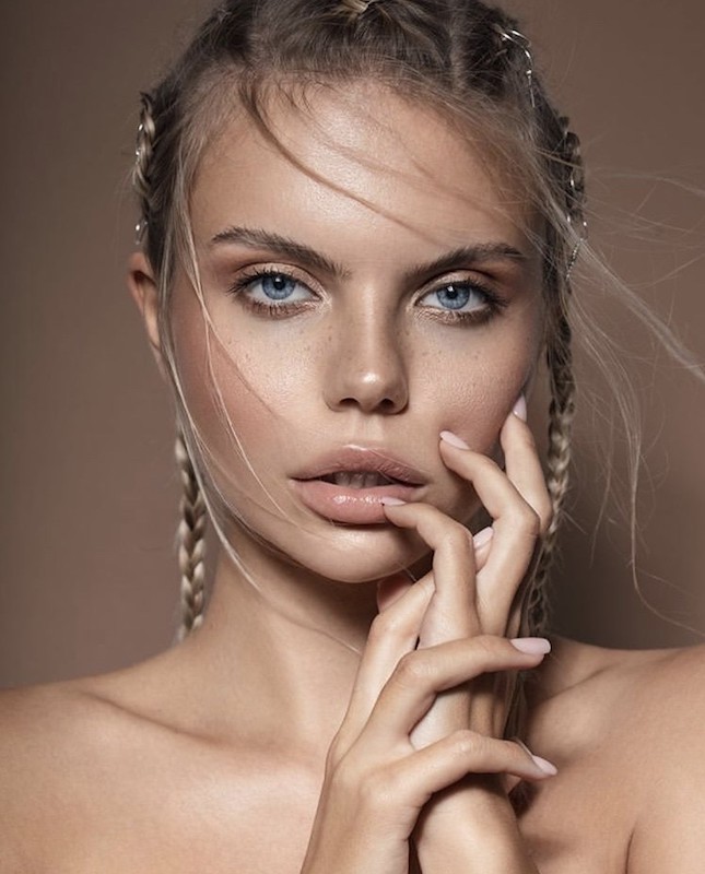 Picture of Aliona Gris