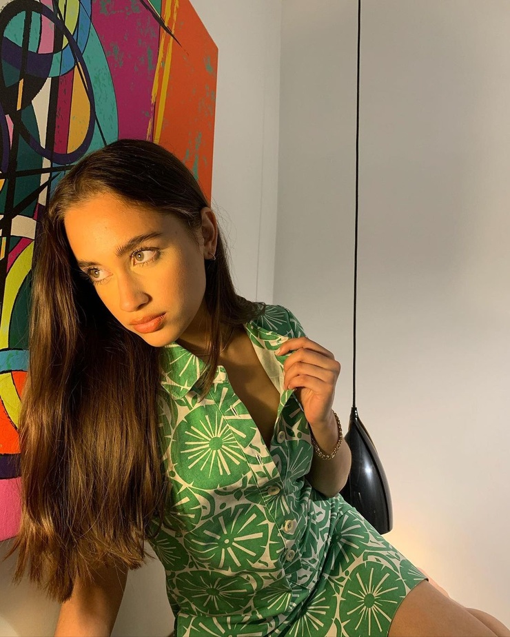 Picture of Layla Iftekher