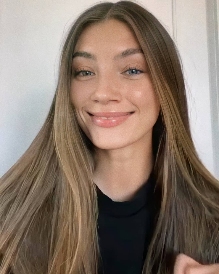Picture of Lorena RAE