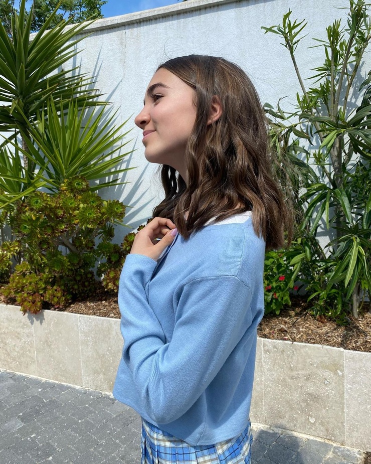 Picture of Angélina Nava