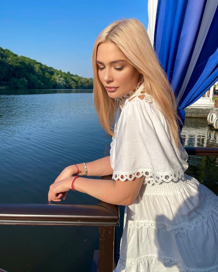 Picture of Natalya Rudova