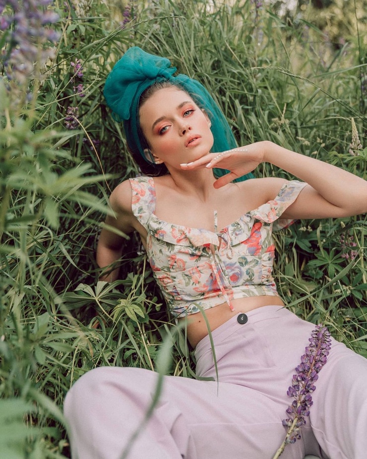 Picture of Veronica Oleynik