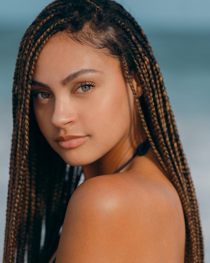 Picture of Ashley King (Model)