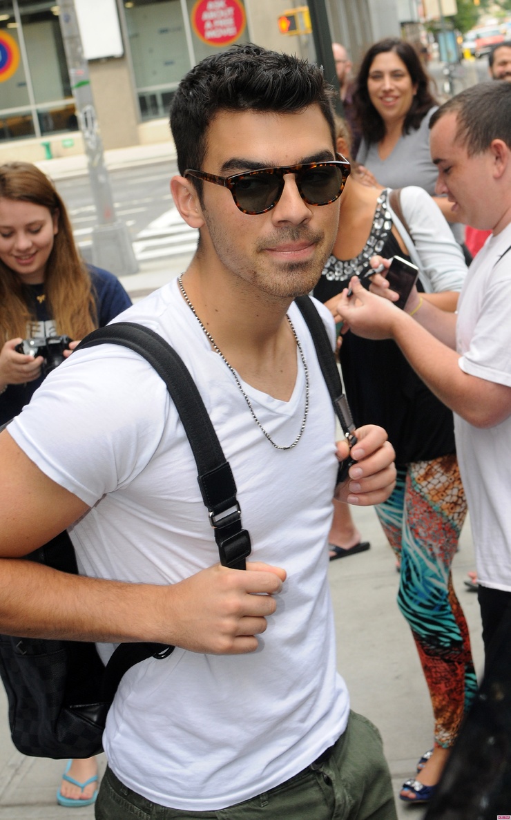Joe Jonas image