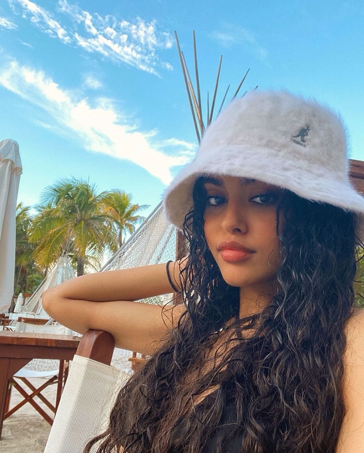 Sara Hamadeh picture