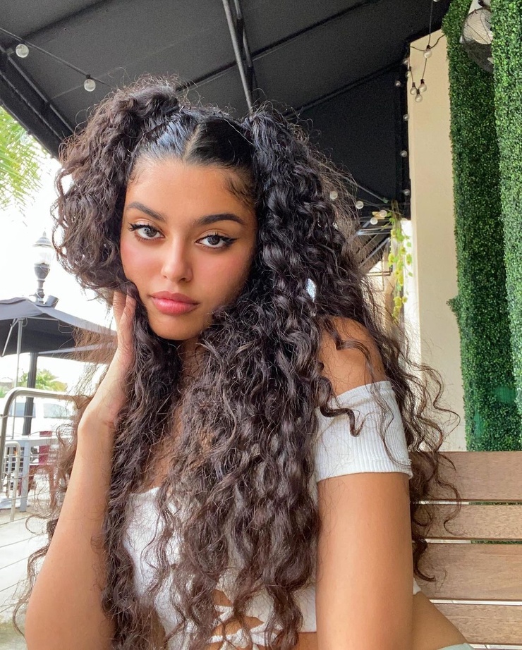 Picture of Sara Hamadeh