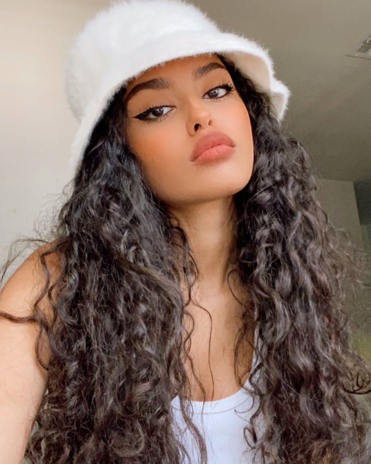 Picture of Sara Hamadeh