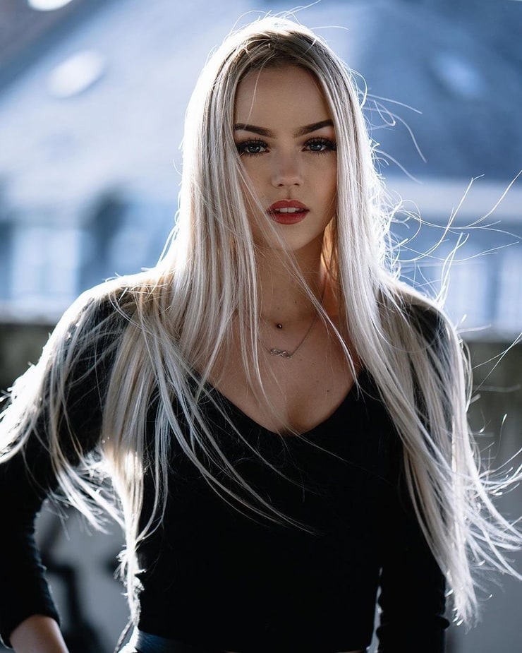Picture of Michelle Brlzwski