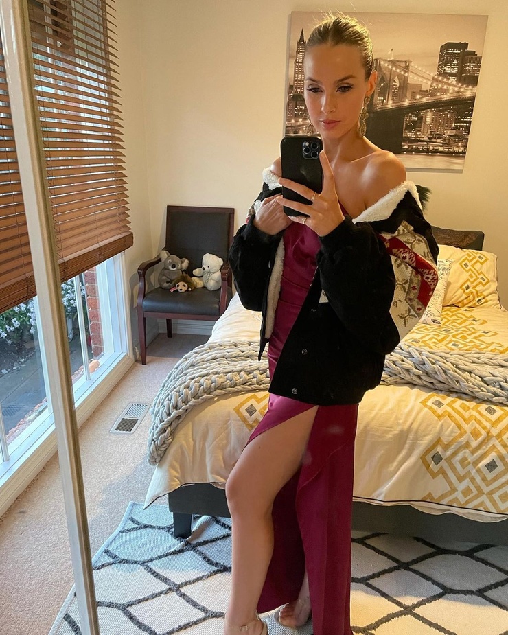 Picture of Alicia Banit