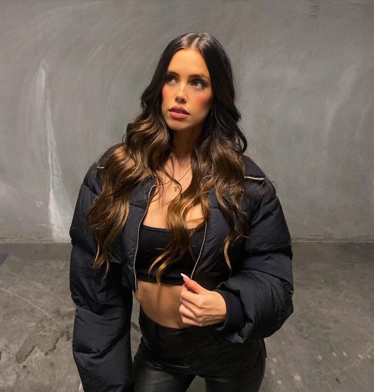 JESSICA BUCH picture